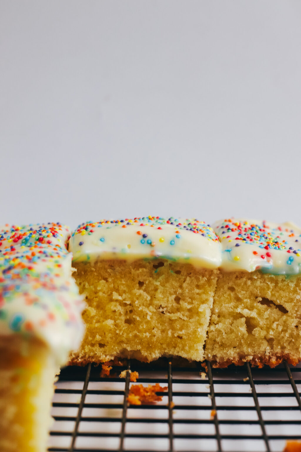 Easy Vanilla TrayBake - Scoffs & Feasts